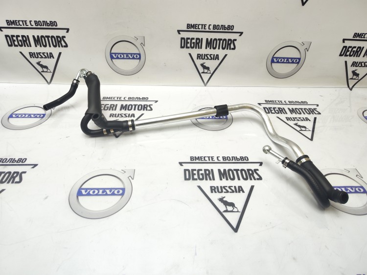 30731068 Трубка рециркуляции картерных газов Вольво S60, S80, XC70 ...