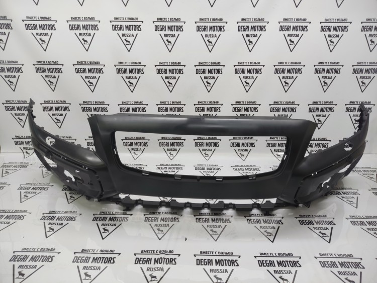 39862840 Передний бампер c отверстиями под омыватели Вольво ХС70 II ...